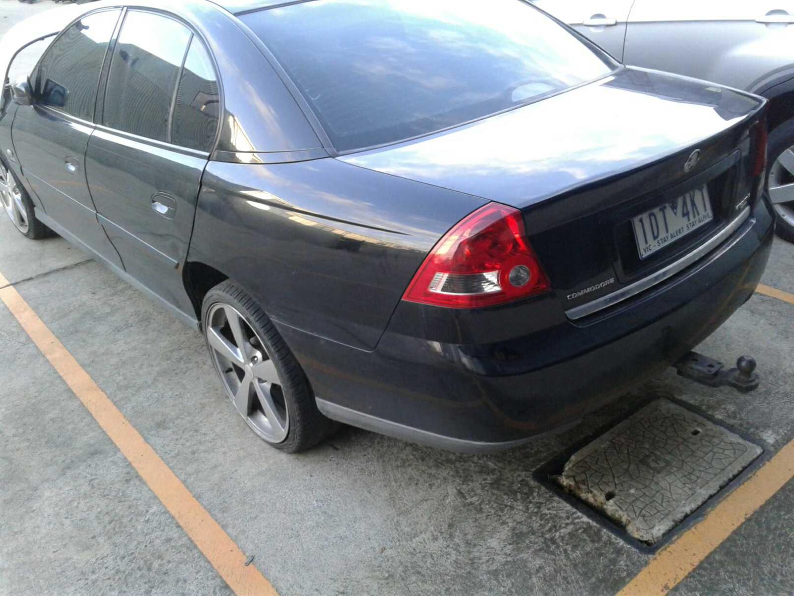 Front Seat Commodore Holden 2004