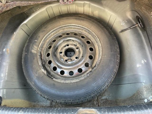 Fuel Tank Commodore Holden 2001