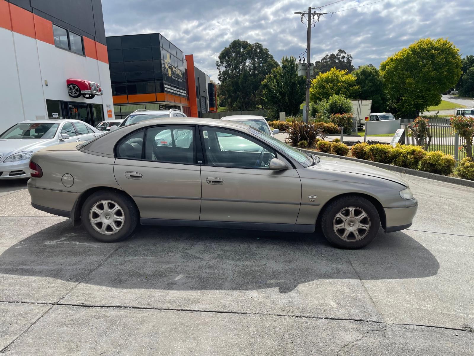 Throttle Body Commodore Holden 2000
