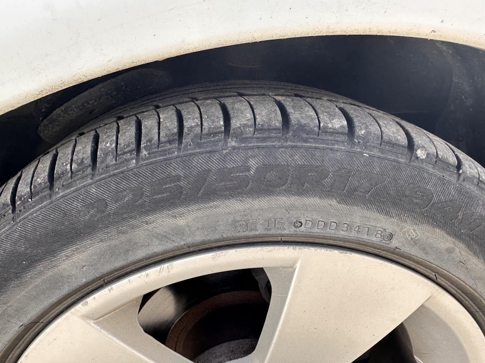 Front Bumper Commodore Holden 2003