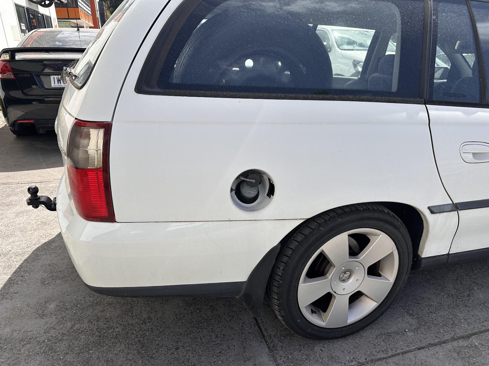 Front Bumper Commodore Holden 2003
