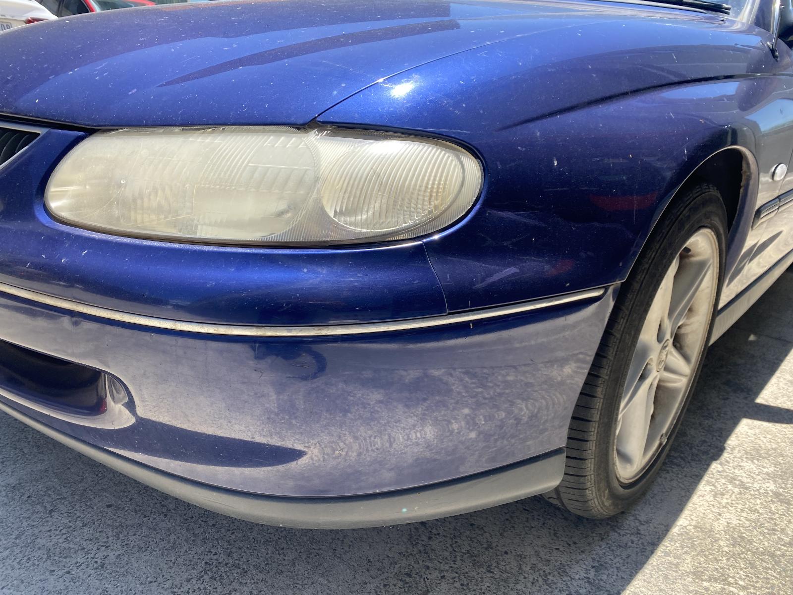 Front Bumper Commodore Holden 2000