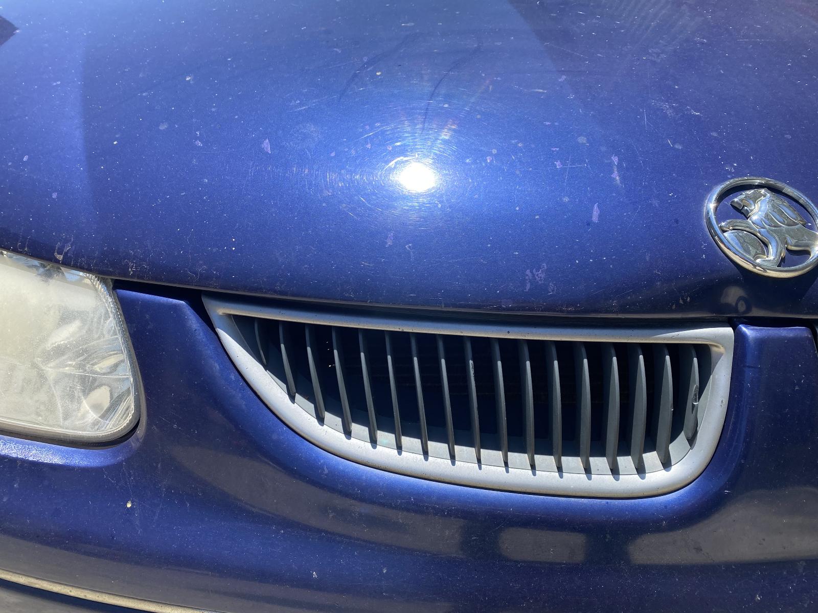 Front Bumper Commodore Holden 2000