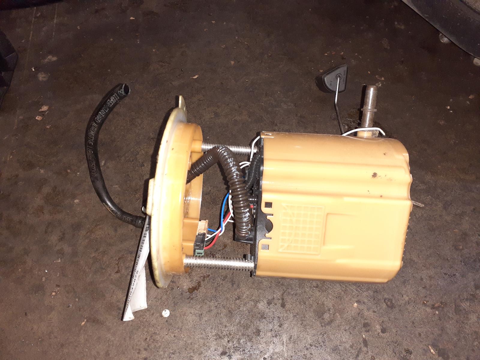 Fuel Pump Commodore Holden 2012