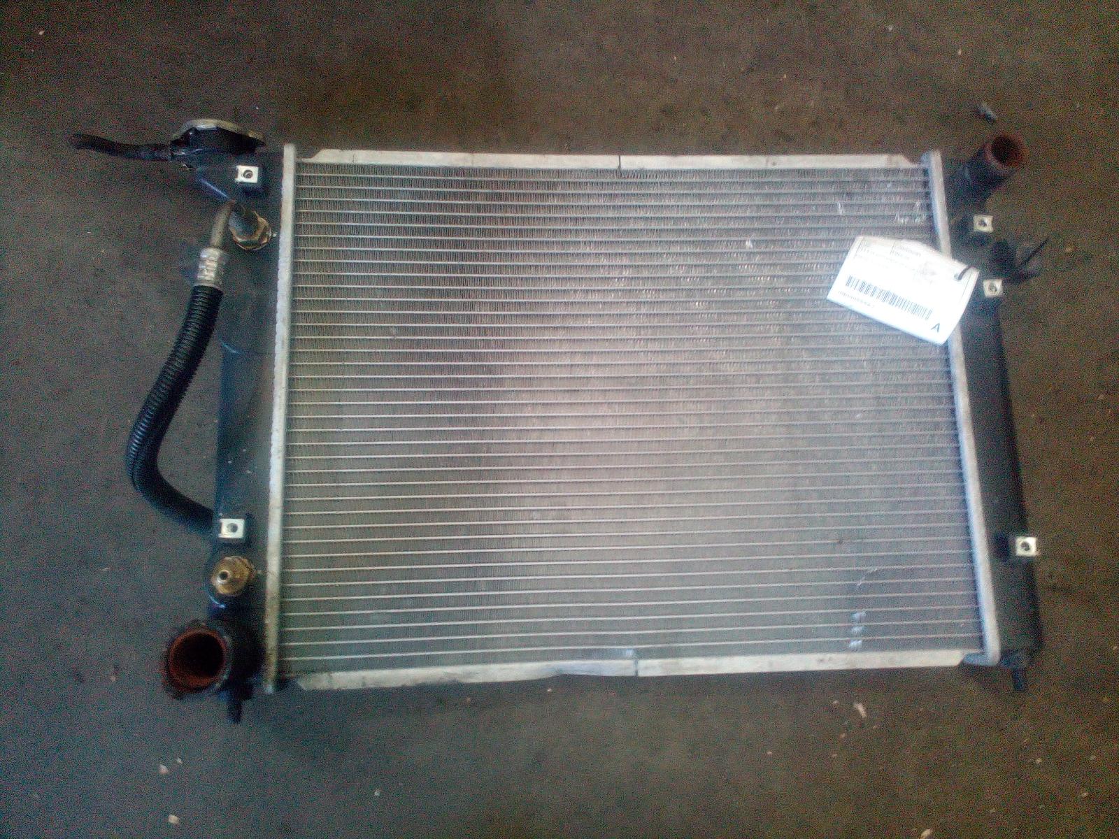 Radiator Commodore Holden 1996