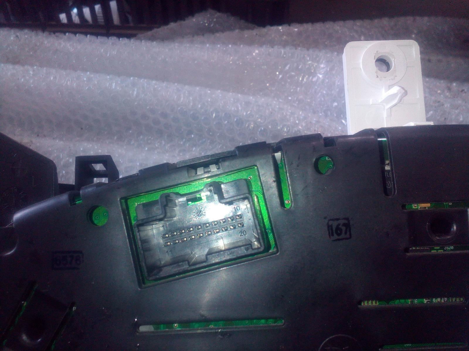 Instrument Cluster Commodore Holden 2017